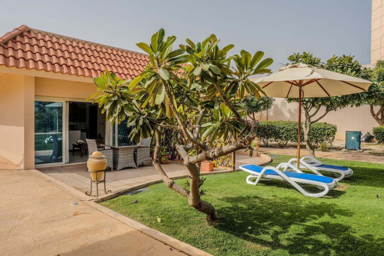 DANAT JEBEL DHANNA RESORT, JEBEL DHANNA